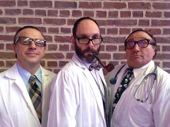 Les faux médecins - Les Décalés